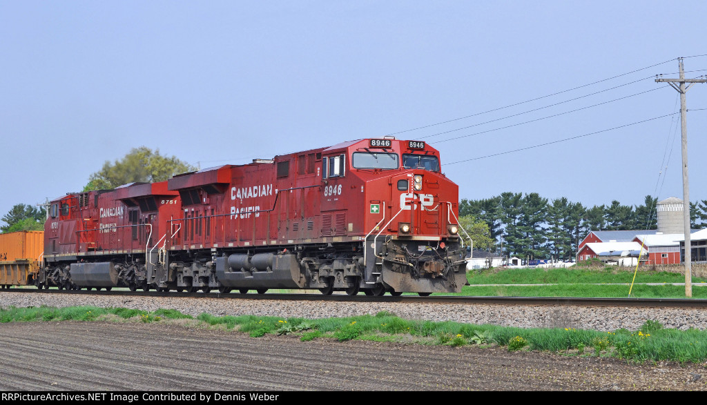CP 8946, CP's Tomah Sub.